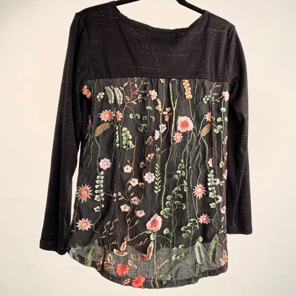 Aratta Silent Journey | Tops | Aratta Silent Journey Floral Lace Back ...